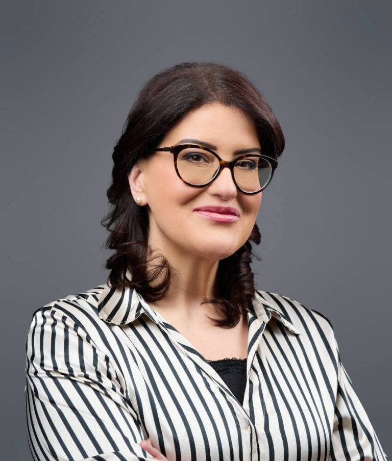 Our Advisors & Team - Baytukum